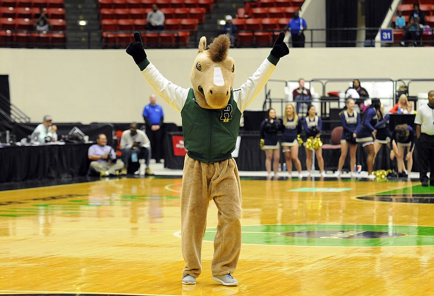 Your Observer | Photo - Lakewood Ranch's mascot Klumpy came out to show ...