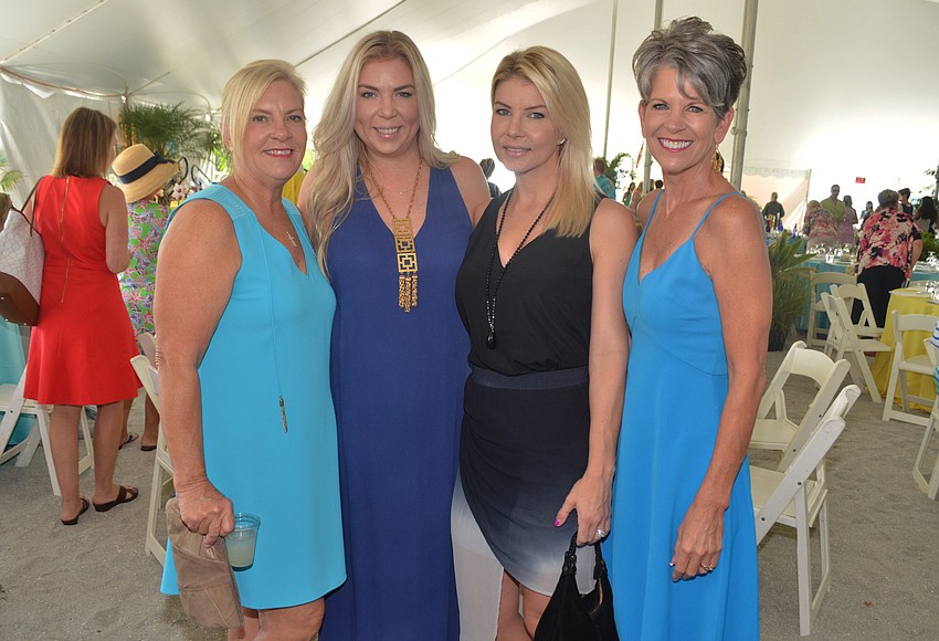 Your Observer | Photo - Susan and Sarah Macrae with Allison Scibelli ...