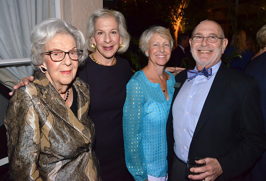 Your Observer | Photo - Dorothy Jacobson and Sue Jacobson with Ruth and ...