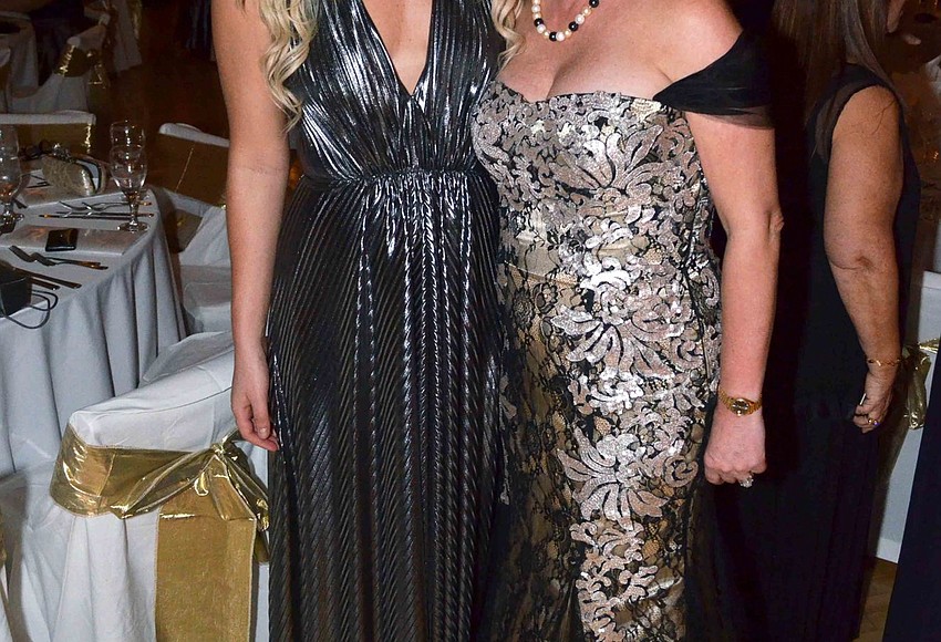 Your Observer | Photo - Taylor Karp with her mom, Tammy Karp