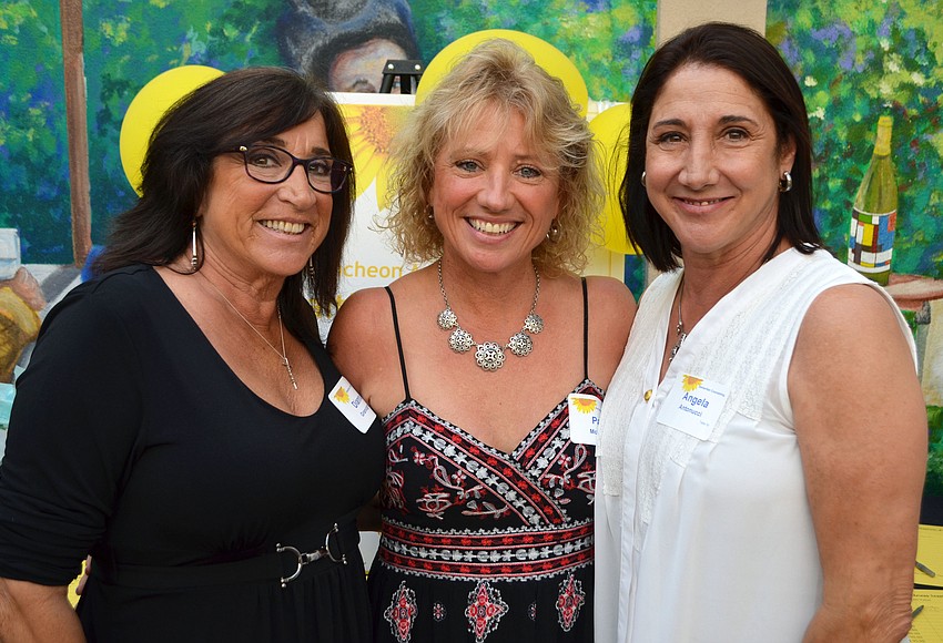 Your Observer | Photo - Dianna Grancagnolo, Pam McCurdy and Angela ...