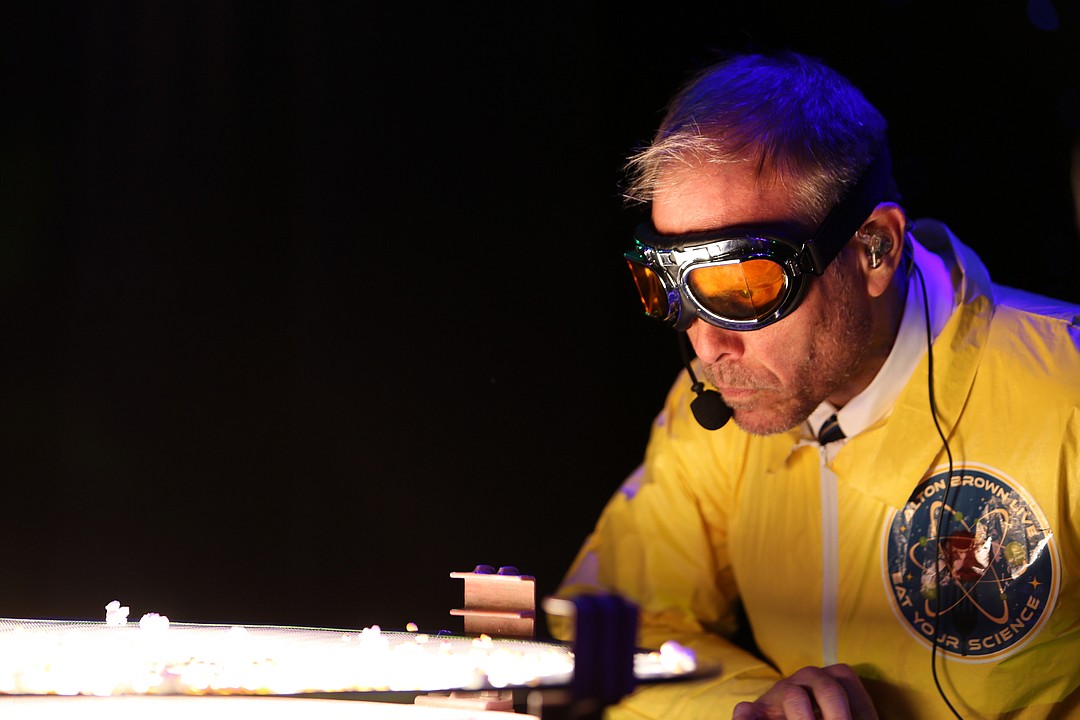 Dinner and a Show: A Conversation with Alton Brown | Your Observer