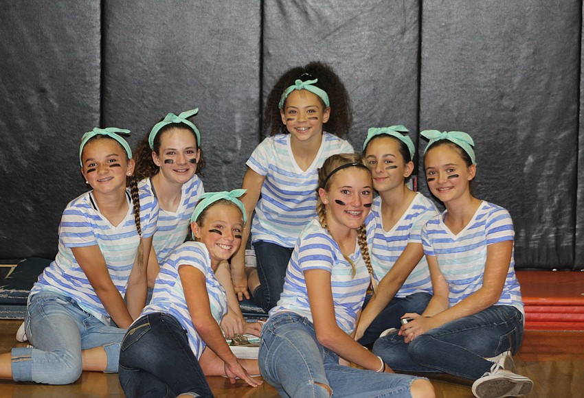 Your Observer | Photo - Members of Braden River Middle’s sixth-grade ...