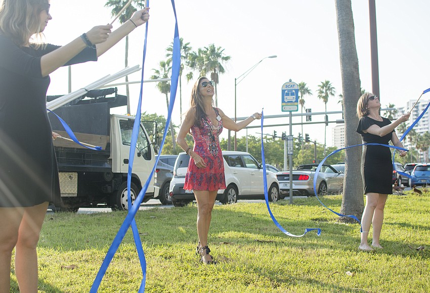 Your Observer | Photo - Donna Koffman waves streamers under Betty ...