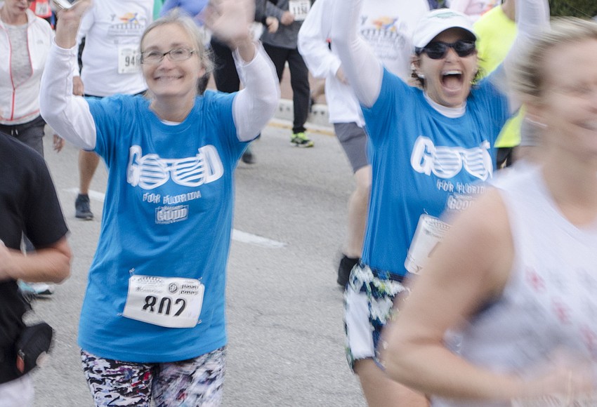 Your Observer | Photo - Helen Magill and Rita Ferrandino start off strong.