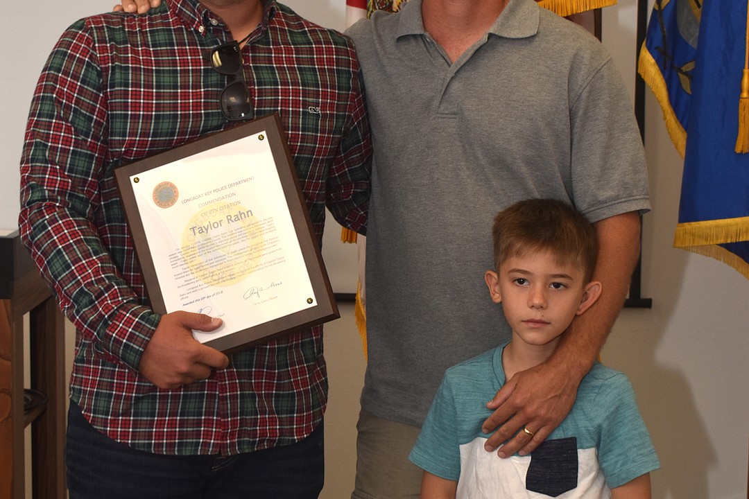Longboat Key police give out award to hero | Your Observer
