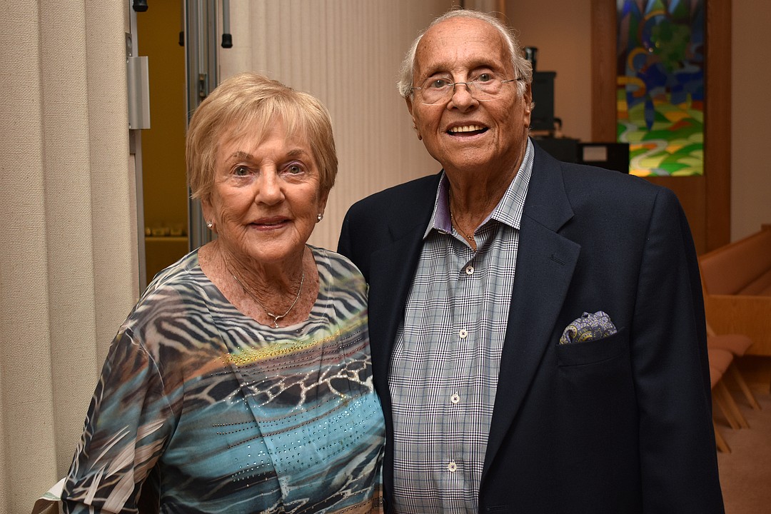 Temple Beth Israel celebrates Passover | Your Observer