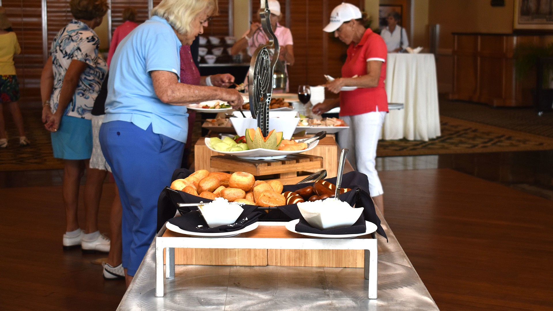 Women's 18-Hole Golf Association swings into summer | Your Observer