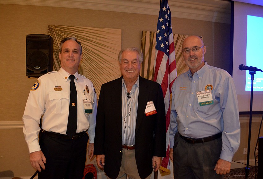 Paul Dezzi and Dave Bullock visit Longboat Republicans