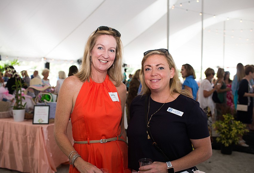 Your Observer | Photo - Jessica Farrelly and Aly Busse