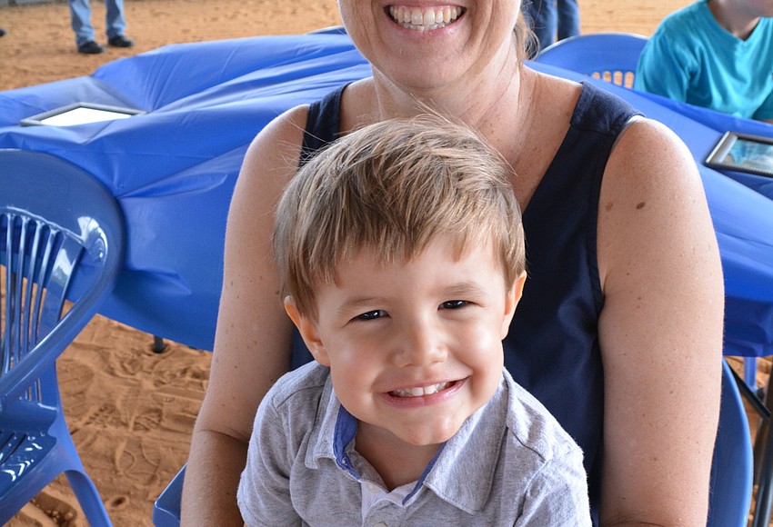 Your Observer | Photo - Myakka 3-year-old Alex Lockhart enjoys a front ...