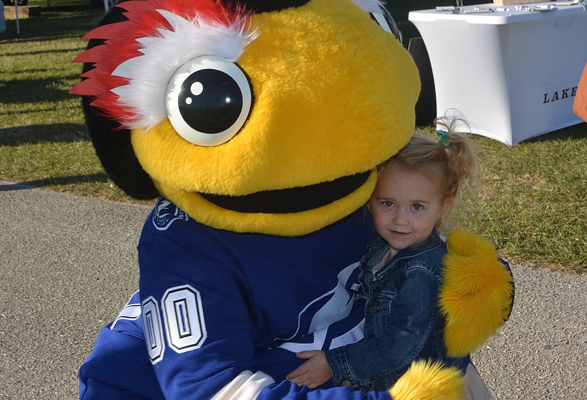 Your Observer | Photo - Lightning mascot Thunderbug gives a big hug to ...