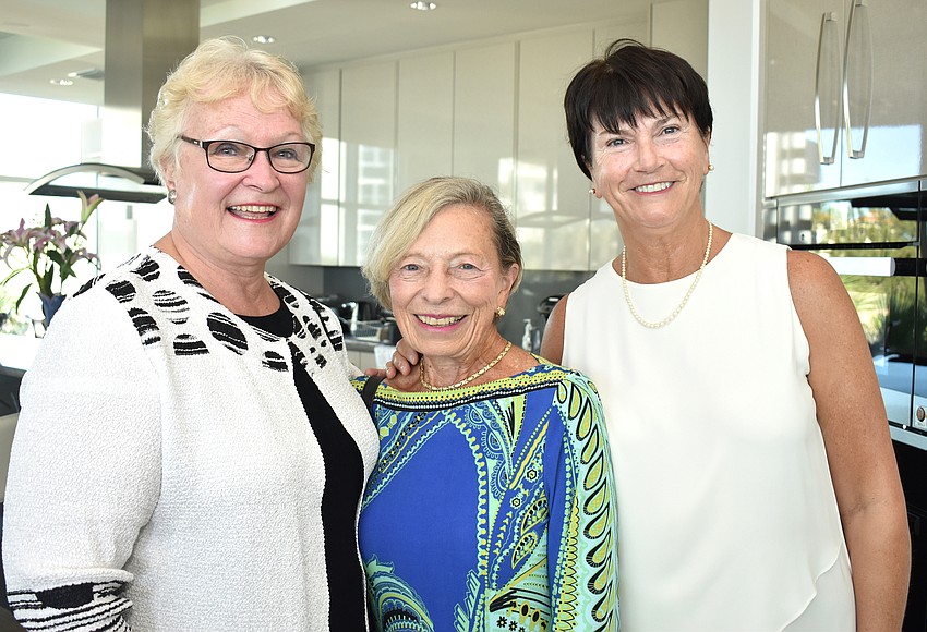 Your Observer | Photo - Lea Ann Rosenthal, Barb Sikora and Catherine ...