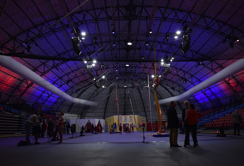 Your Observer | Photo - A 100,000 square-foot, four-story building ...