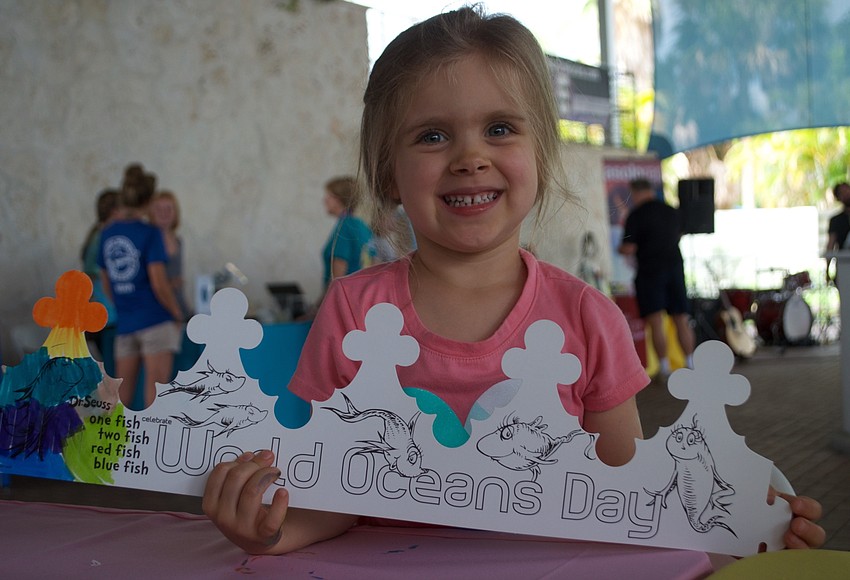 Your Observer | Photo - Ana Koro, 4, worked on coloring a crown.