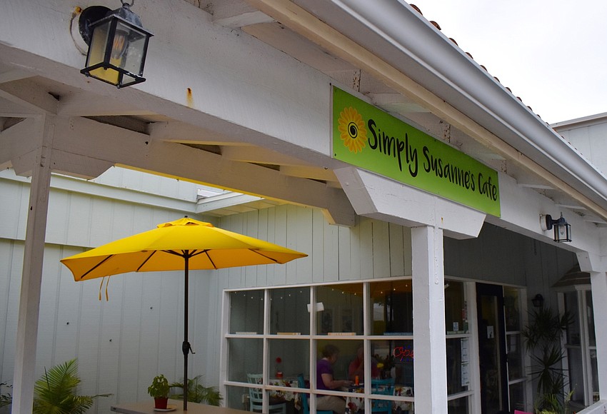 Longboat Key's new sign rules hit small business | Your Observer