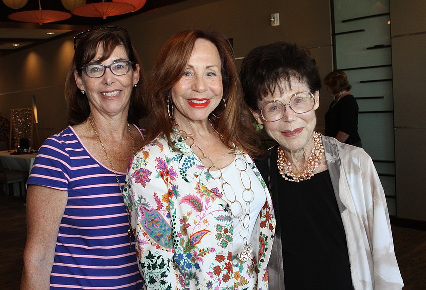 Your Observer | Photo - Noreen Delaney, Eileen Curd and Kay Delaney