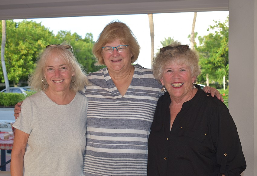 Your Observer | Photo - Jan Bisset, Deborah Pudrum and Nancy Schroeder.