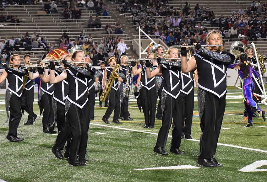 Your Observer | Photo - Lakewood Ranch Marching Mustangs try to keep a ...