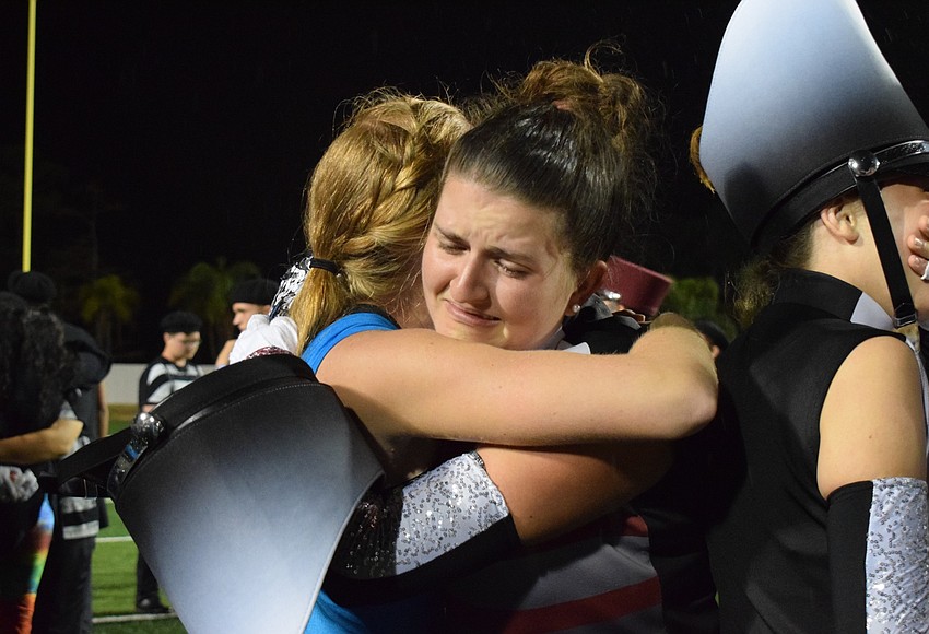 Your Observer | Photo - Braden River seniors Sianna Harris and Jessica ...