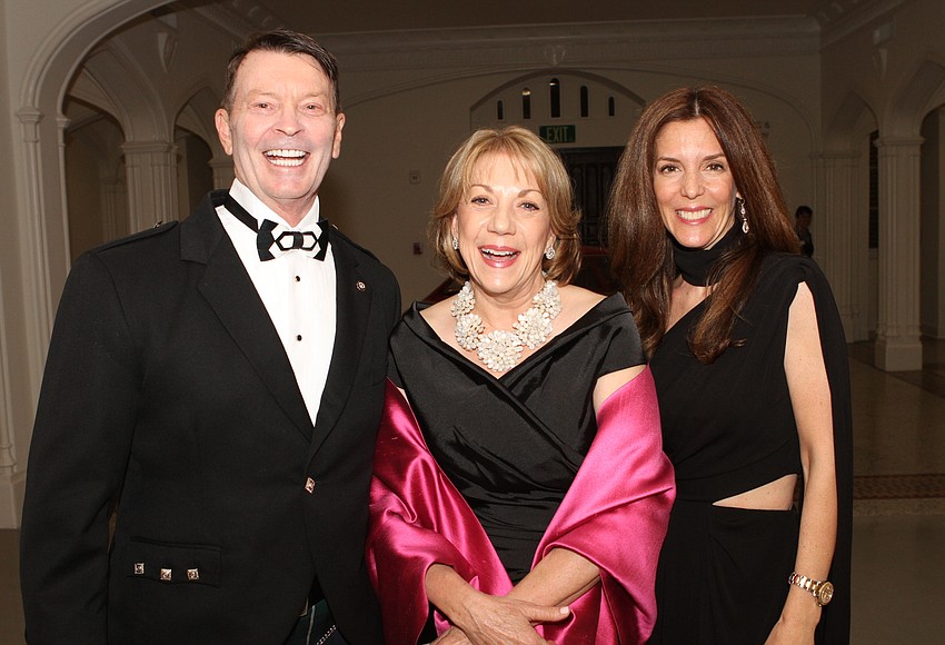 Your Observer | Photo - Angus Rogers, Pat Thompson and Jackie Rogers