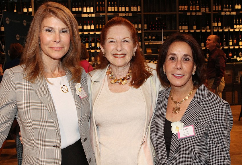 Your Observer | Photo - Susan Samson, Roz Goldberg and Pam Brown