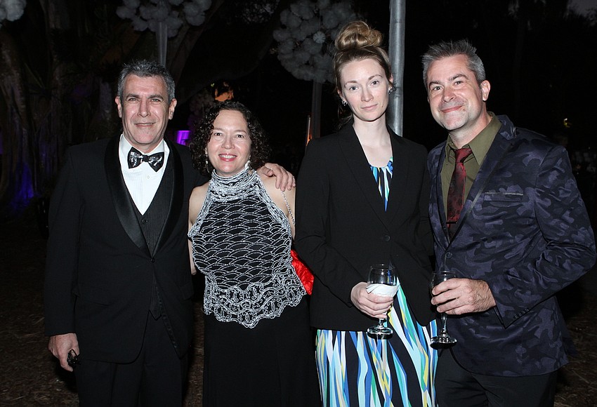 Your Observer | Photo - Gary and Barbara Stern with Lydia Dunbar and ...