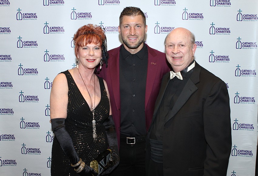 Your Observer | Photo - Co-chairwoman Marilee Roberts, Tim Tebow, Gary ...