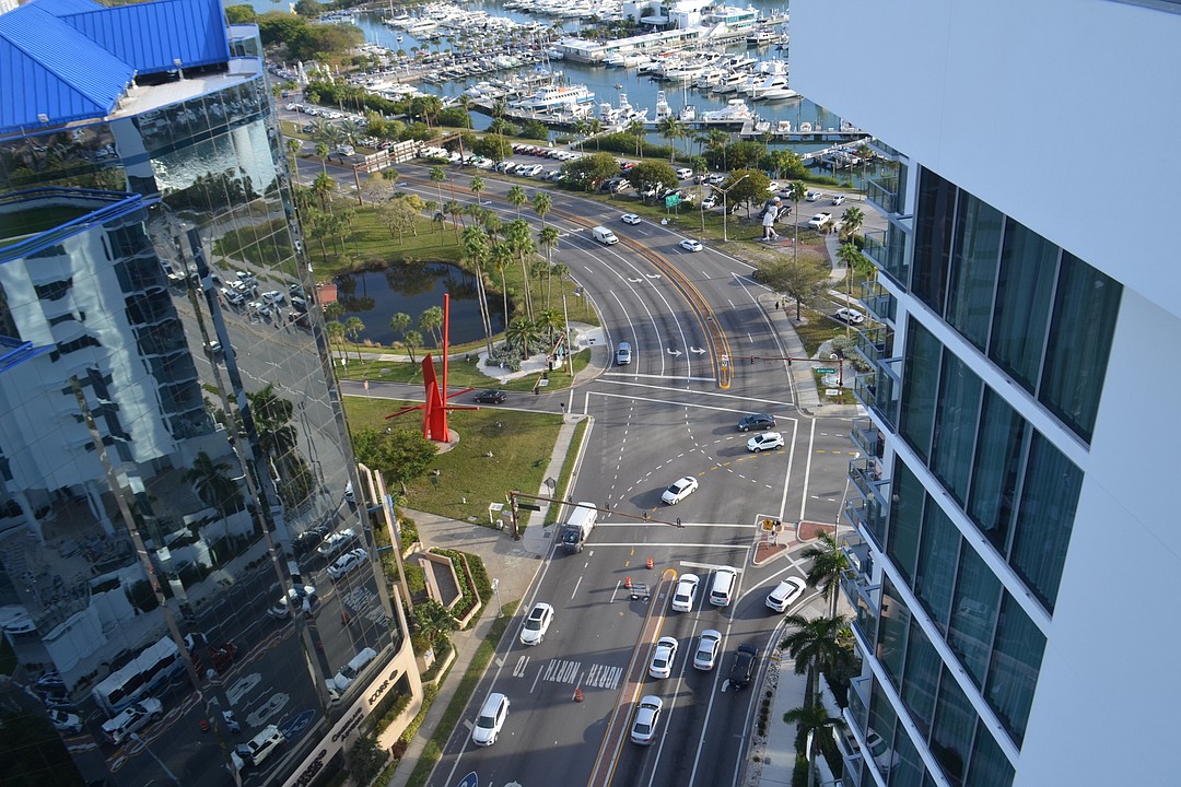 Sarasota leaders defend Gulfstream roundabout project | Your Observer