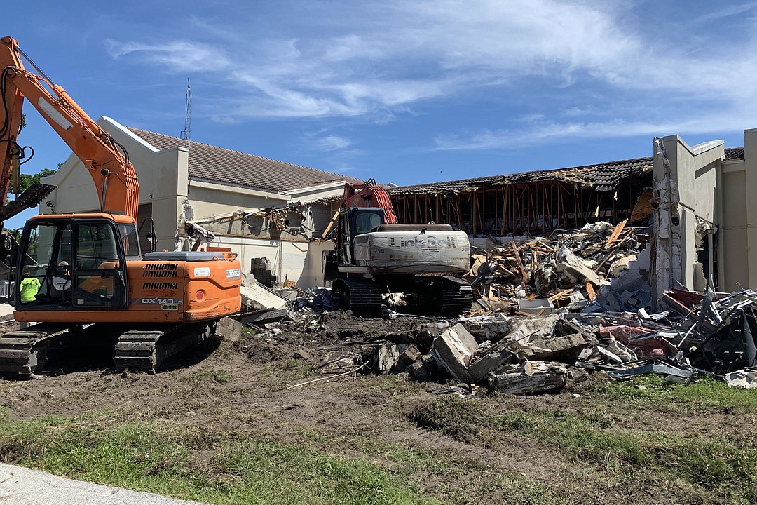 Fire station demolition gets underway | Your Observer
