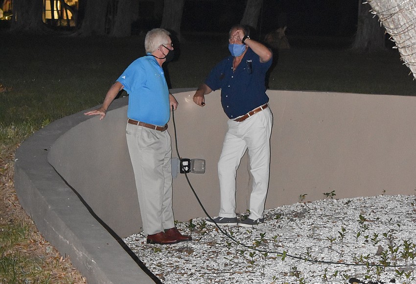 Your Observer | Photo - Mayor Ken Schneier and Mark Meador prepare to ...