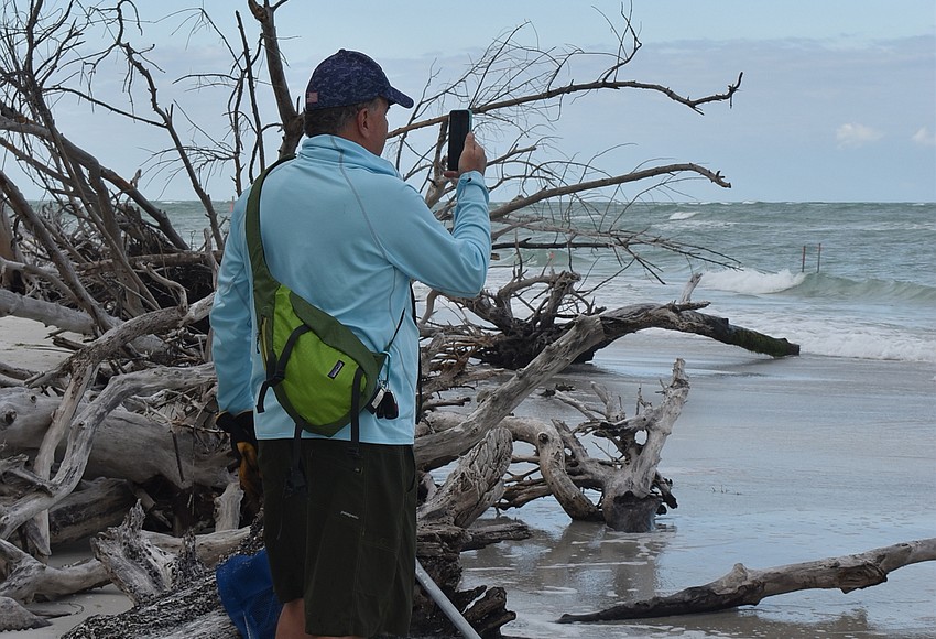 Your Observer | Photo - Brian Maddox stops to snap a photo of the gulf.