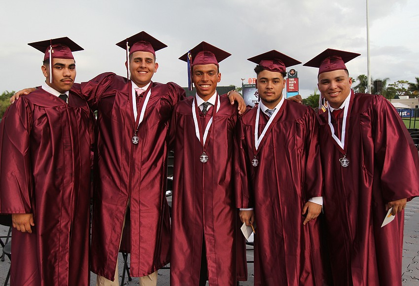 Your Observer | Photo - Liam Morales, Edwin Mosquera, Fabian Gines ...