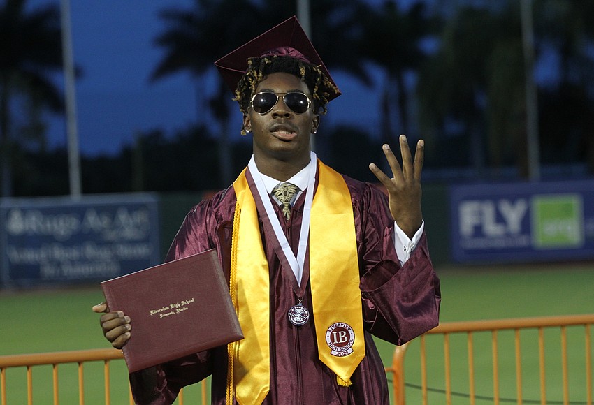 Your Observer | Photo - David Mazon