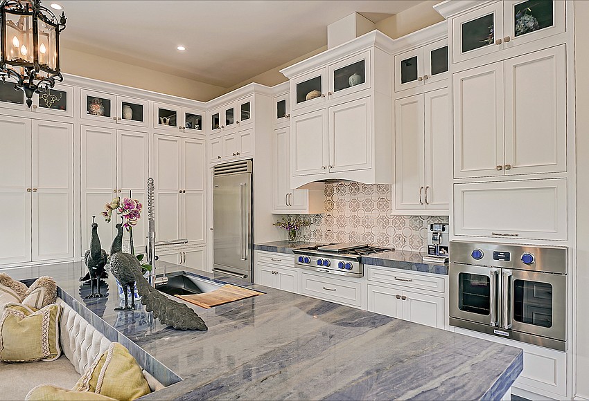 Your Observer | Photo - An open kitchen, overlooking the great room ...