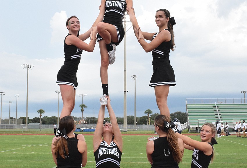 Your Observer | Photo - Lakewood Ranch High School cheerleaders ...