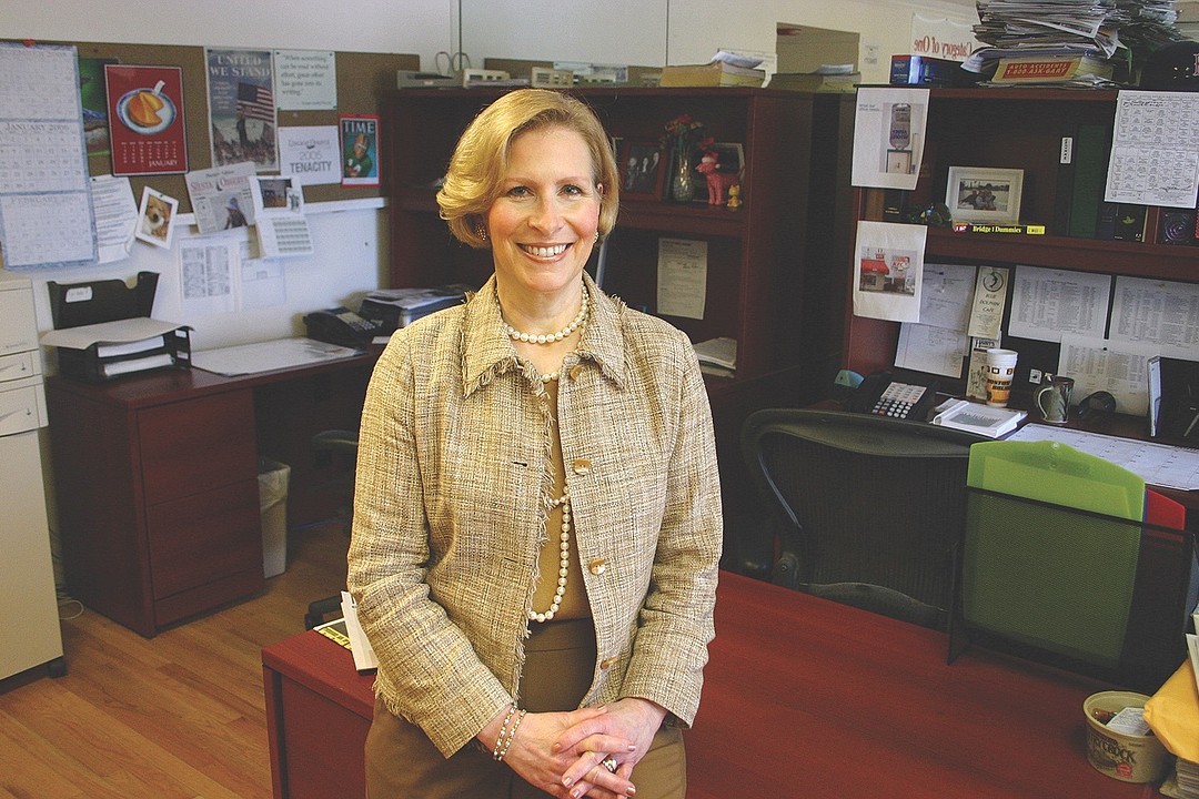 Observer Media Group executive editor, co-owner Lisa Walsh dies at 69 ...