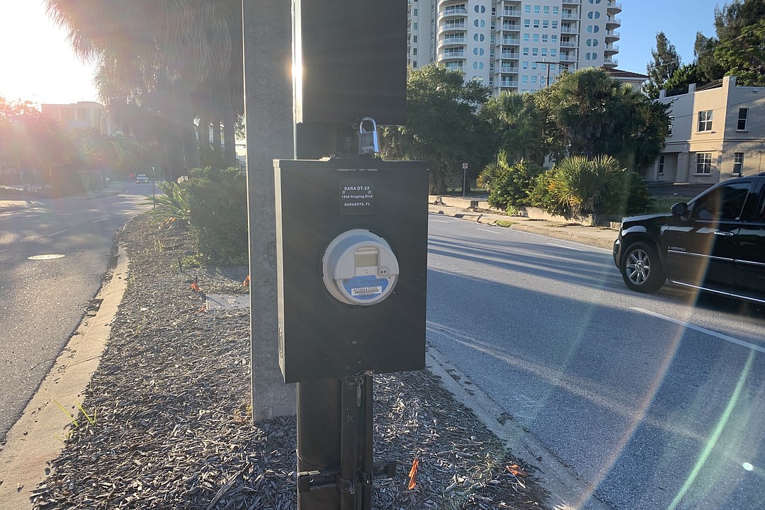 New Longboat Key pole regulations receive initial approval | Your Observer