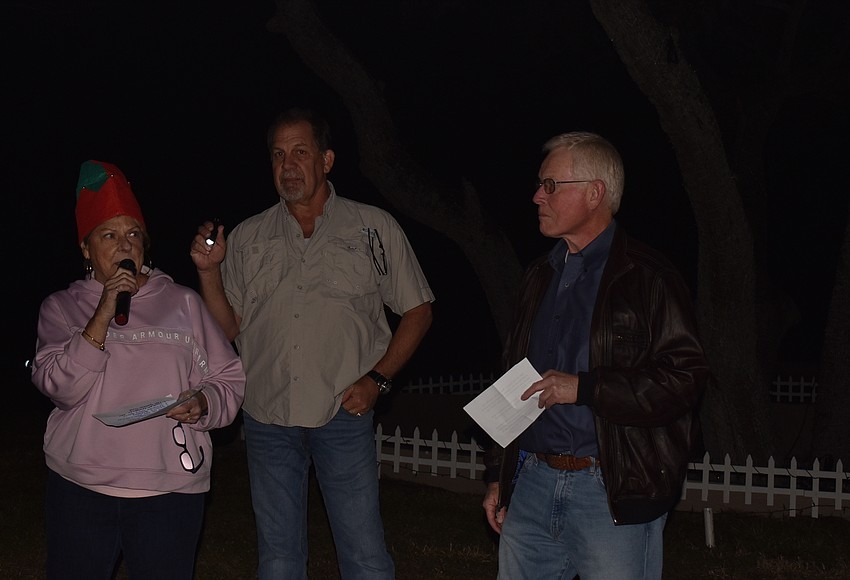 Your Observer | Photo - Gail Loefgren, Mark Meador and Mayor Ken Schneier.