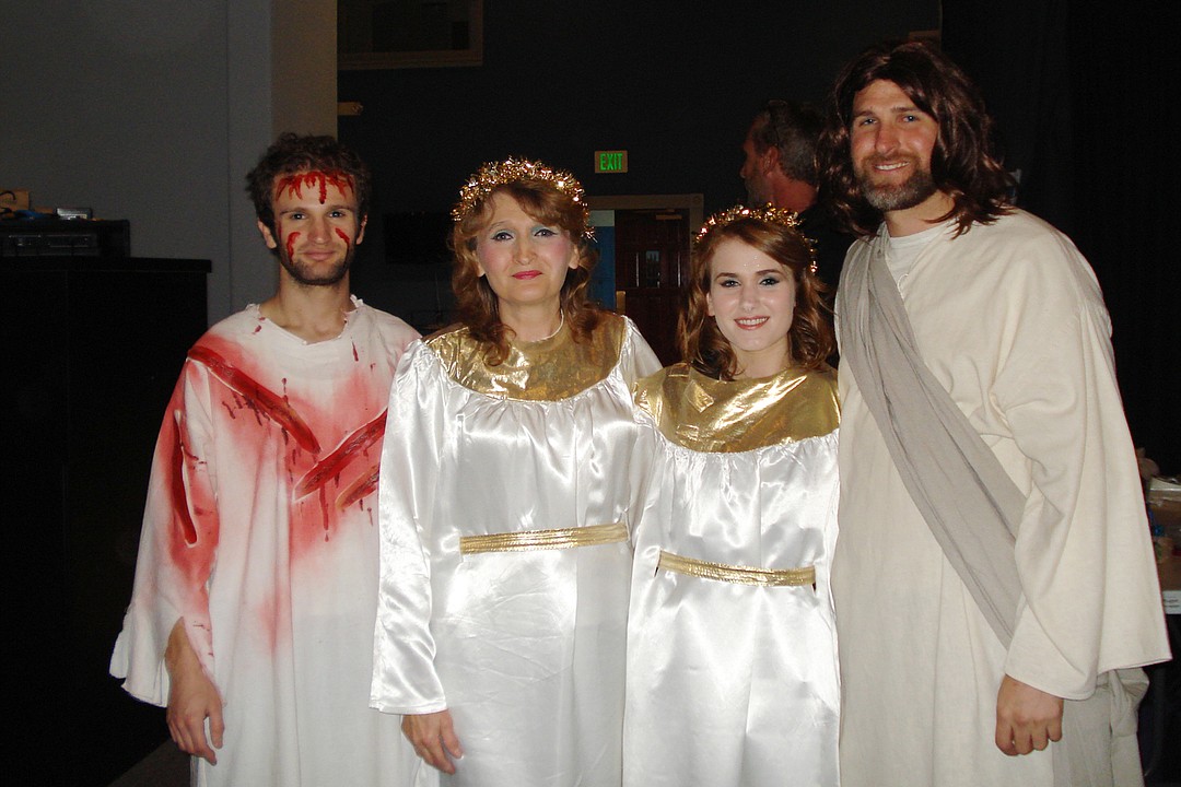 Tabernacle Church's Living Nativity a tradition for east Bradenton ...