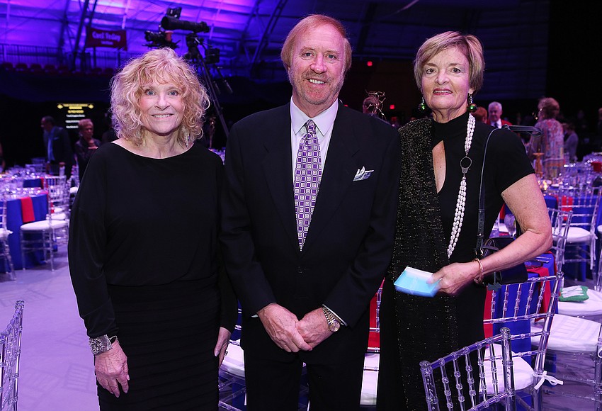 Your Observer | Photo - Pam and Jerry Brabant with Carol Beeler