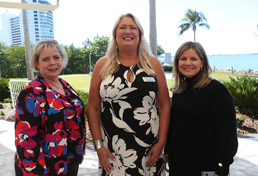 Your Observer | Photo - Christina Greenstein, CEO Dr. Sara Grivetti and ...