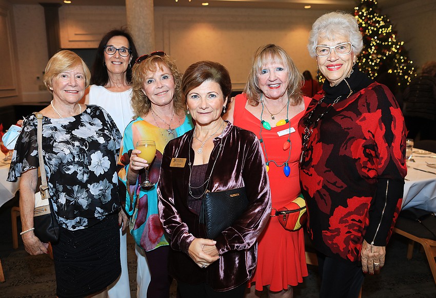 Your Observer | Photo - Anne Murfin, Anna Rinaldi, Sheri Russell, Luisa ...