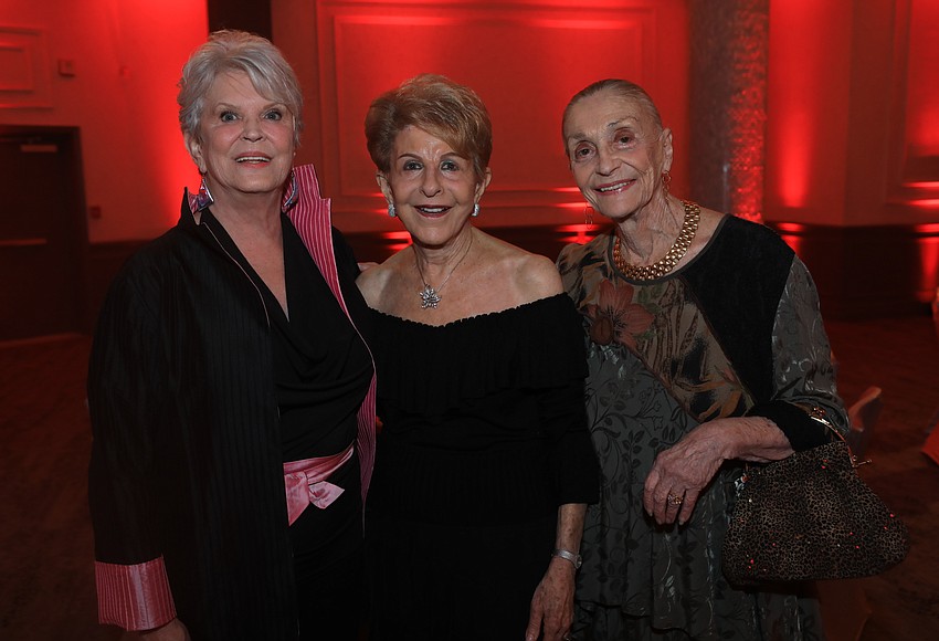 Your Observer | Photo - Sandy Greenberg, Renee Sheade and Marlene Liberman