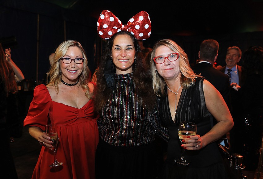 Your Observer | Photo - Christina Chartrand, Melissa Morsli and ...