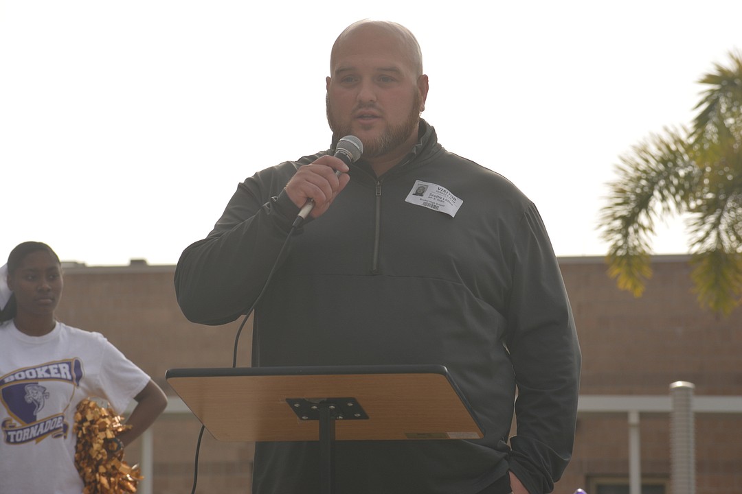 Booker High names new football coach | Your Observer