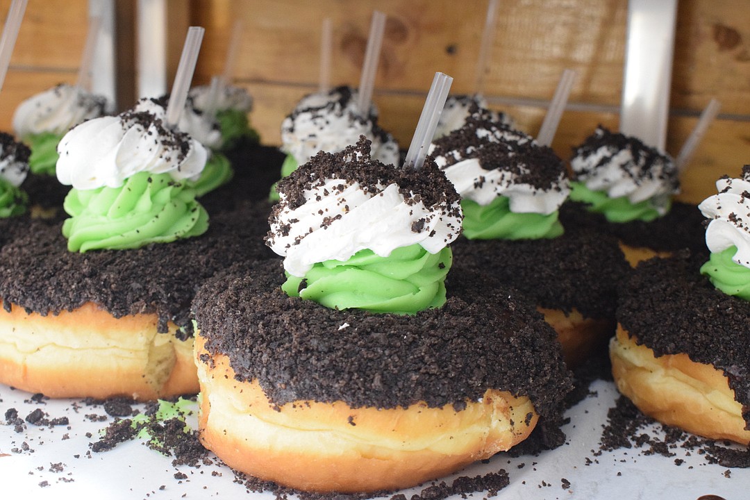 Five-O Donut Co. and The Paper Store now open at UTC | Your Observer