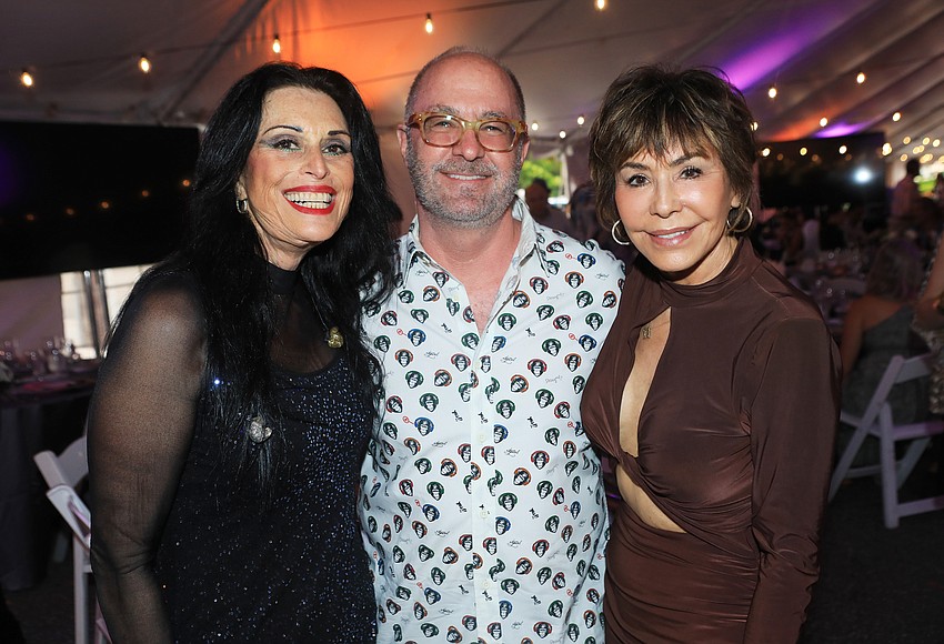 Your Observer | Photo - Sheri Nadelman with Kirk and Chris Voelker