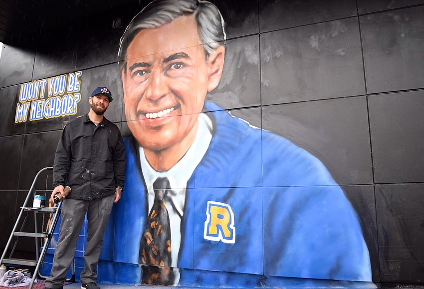 Los Angeles muralist Jonas Never creates custom pieces in Winter Park ...