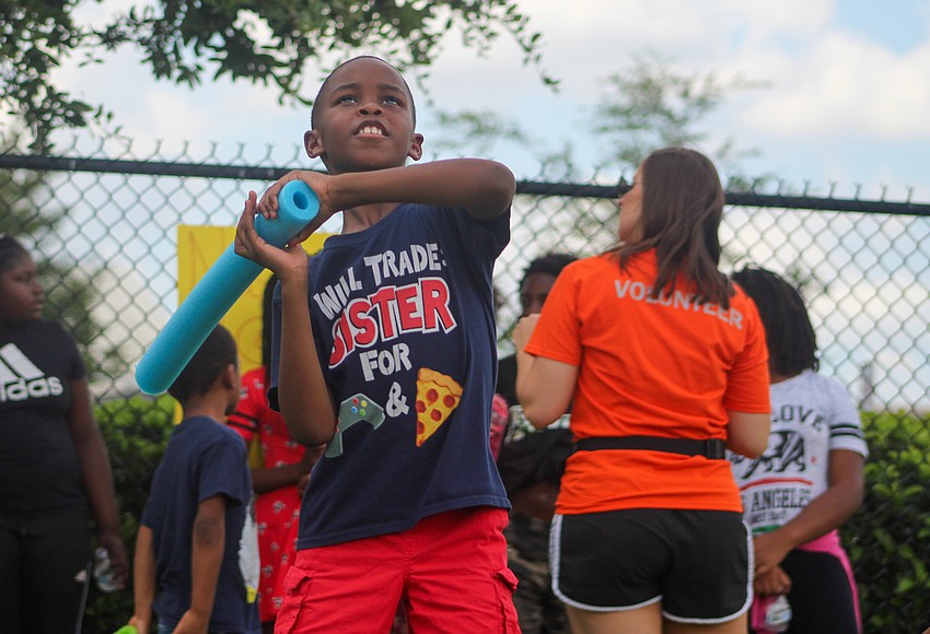 West Orange Times & Observer | Photo - Al'Marian Major got ready to ...